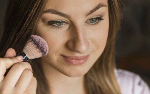 Olive Skin Makeup Secrets - 9 Secrets Will Make Your Olive Skin Look ...